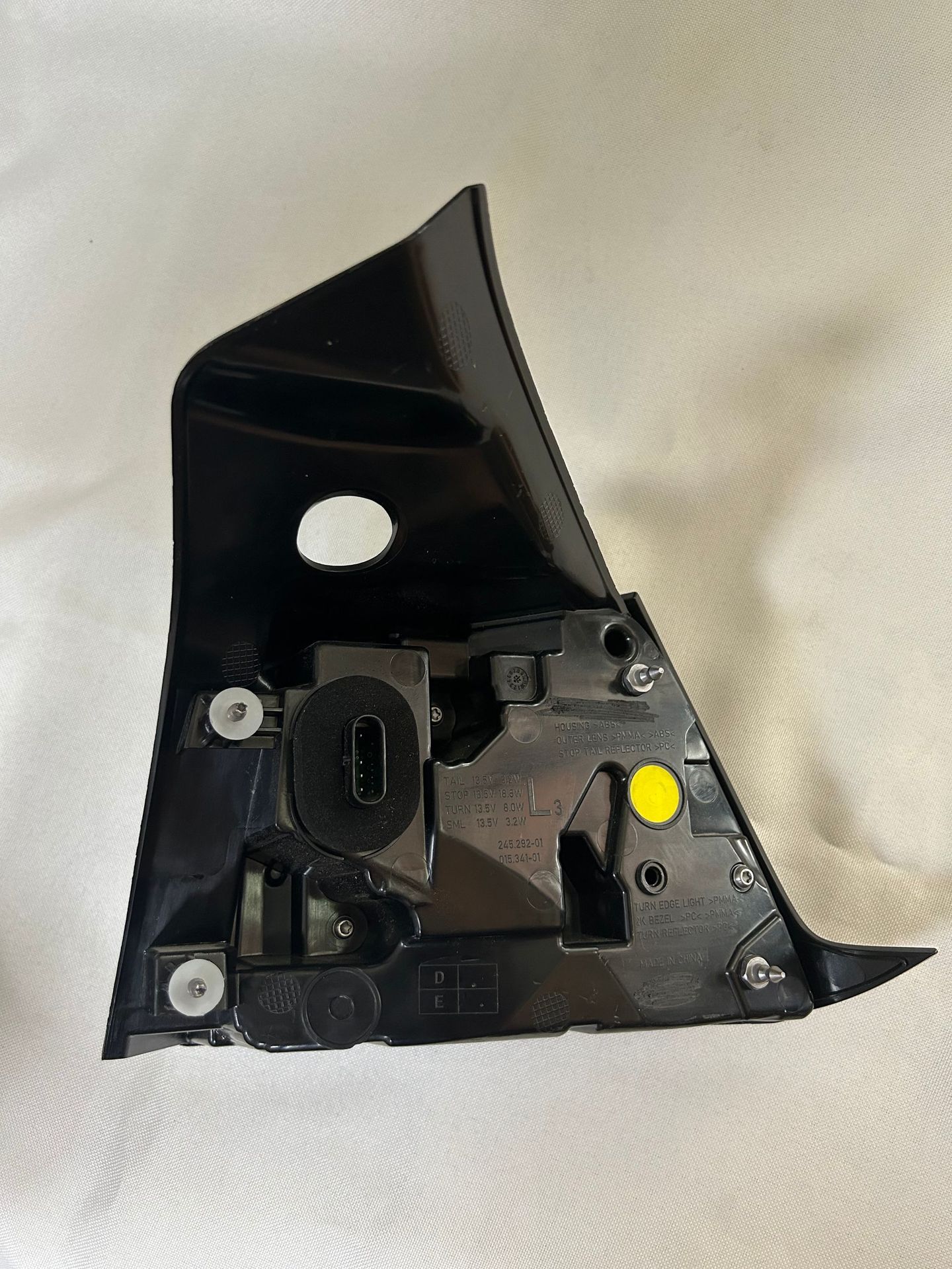 适用于特斯拉配件21-23款Model3/Y外尾灯1502086-00-D 1502087-00-阿里巴巴