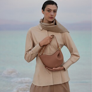 法国小众pol tonca系列邮差包女精致女包荔枝纹牛皮豌豆包-阿里巴巴