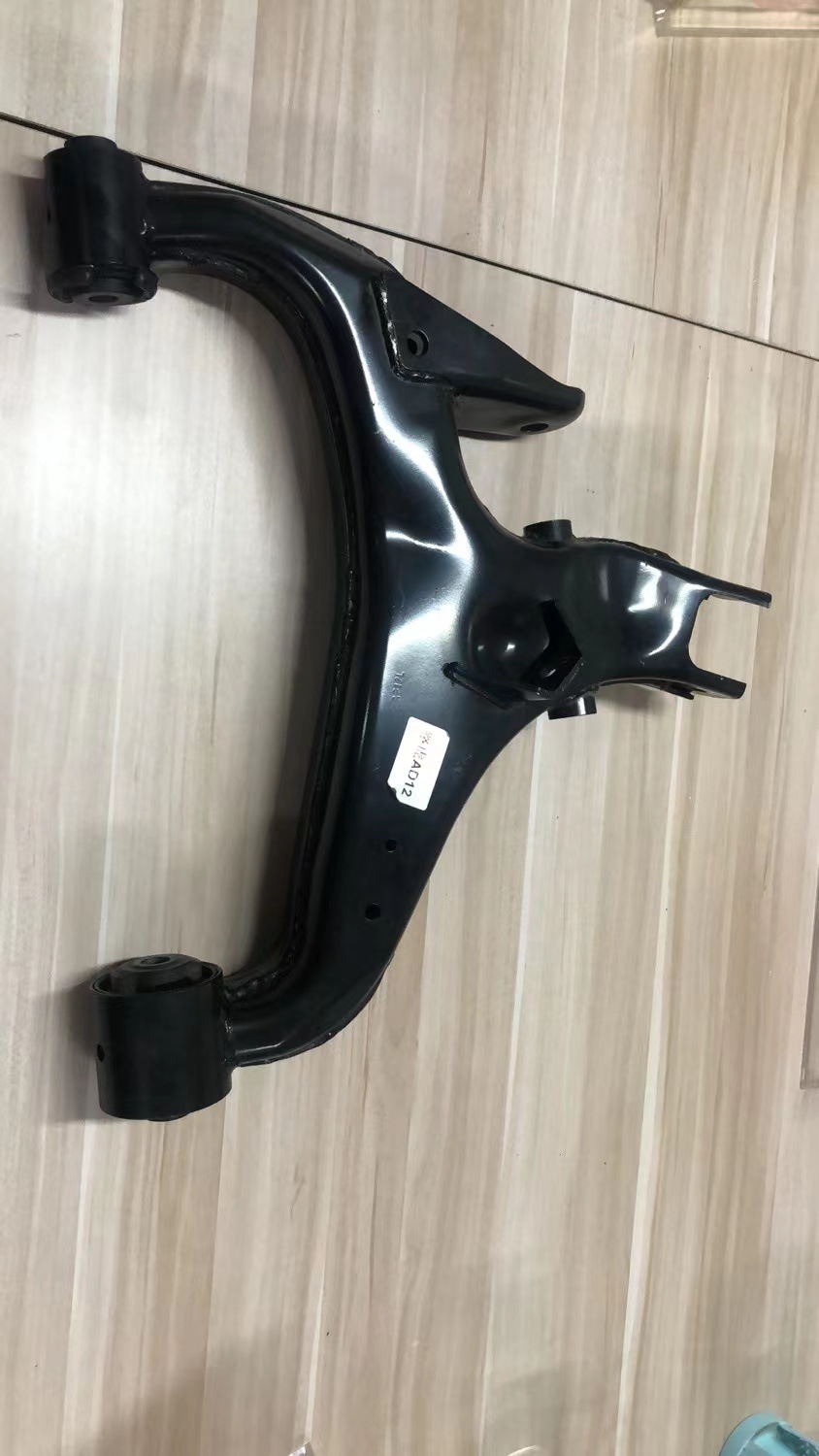 适用路虎发现3/4后下控制臂摆臂总成LR019979 LR019980-阿里巴巴