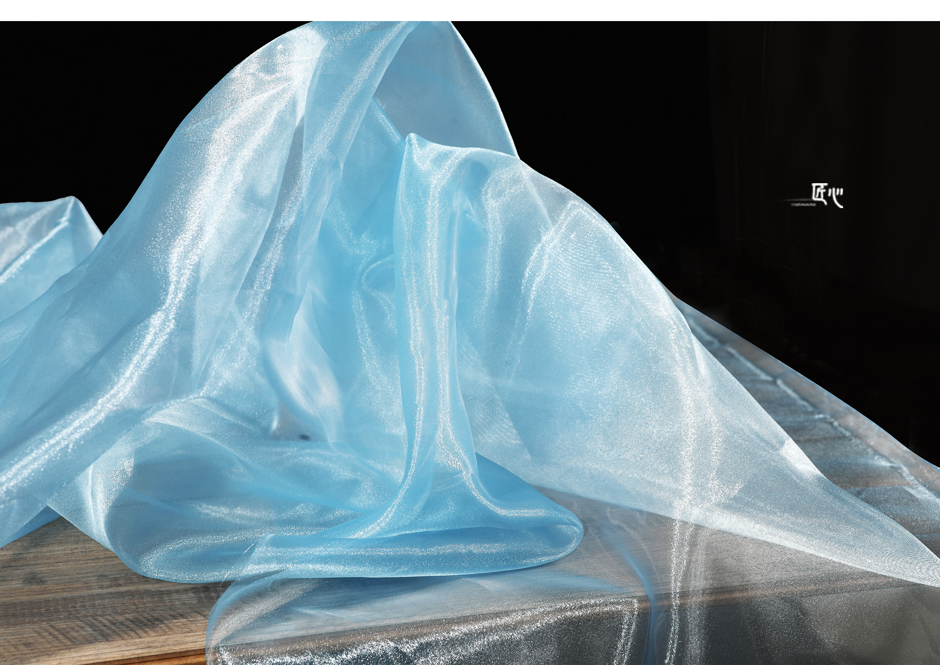 水光纱合集 液态质感透明纱 反光布料高光婚纱礼服设计师面料-阿里巴巴