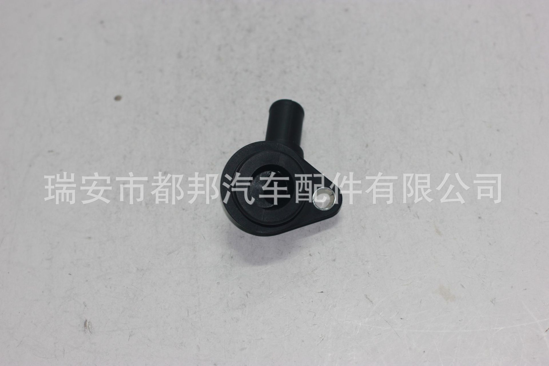 504377461 适用于菲亚特 阀门管道软管 2006 年起-阿里巴巴