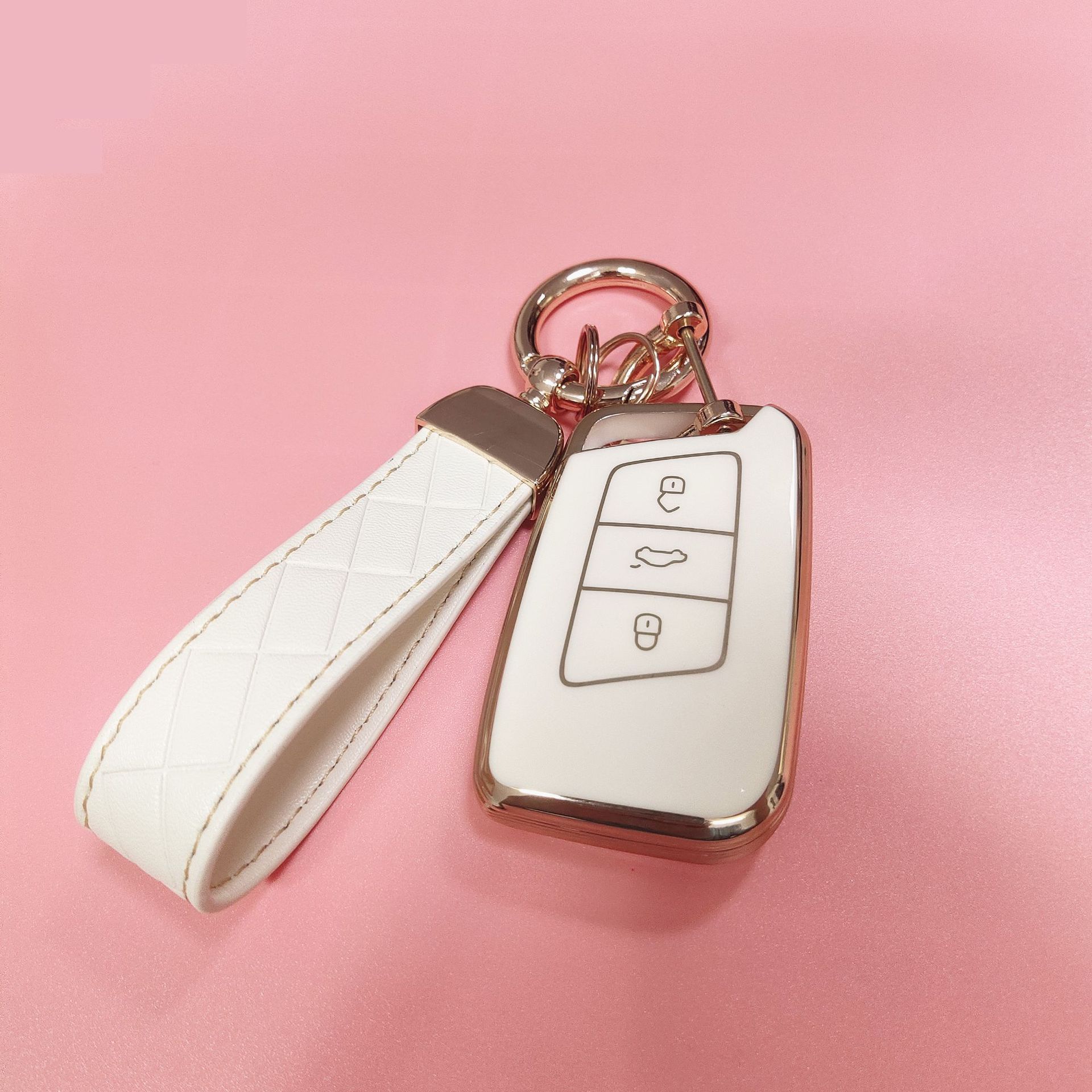 Factory direct sales of new car key chain leather key ring macarone key ...