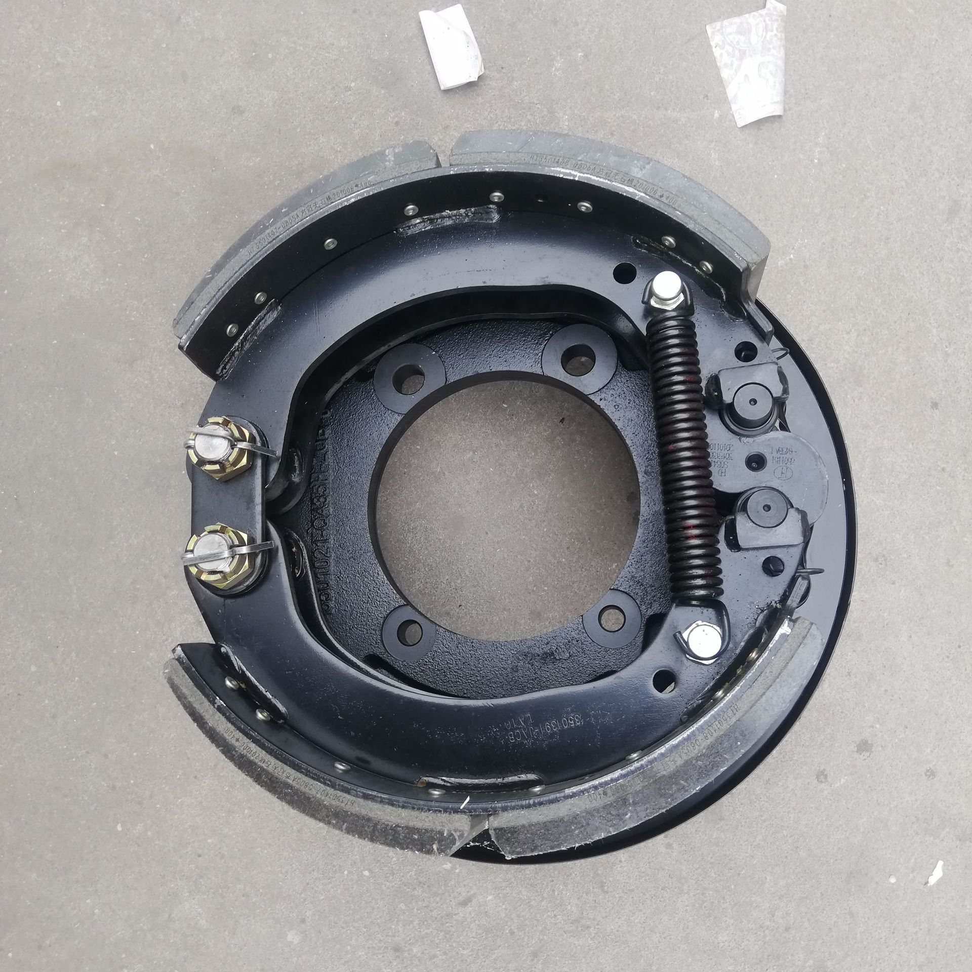 重汽豪沃配件 陕汽配件 装车件 WG4070453011 前左制动器总成-阿里巴巴