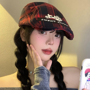 红色格子小狗前进帽女韩版百搭大头围反戴贝雷帽显脸小报童帽子-阿里巴巴