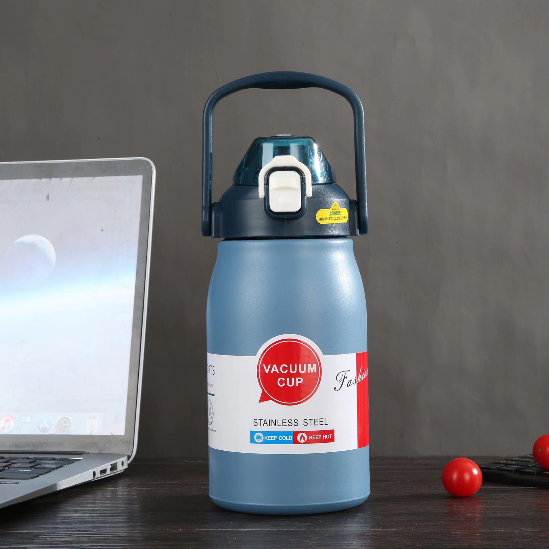 304大容量保温杯双层不锈钢带吸管水杯弹跳盖手提运动保温杯-阿里巴巴