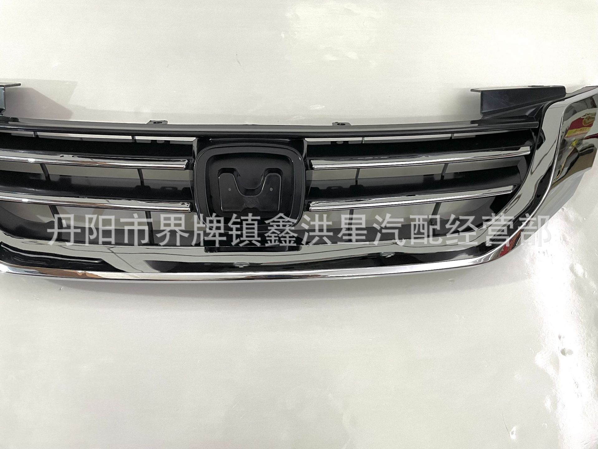 适用于本田2013/14/15雅阁中网前保险杠格栅honda accord grill-阿里巴巴