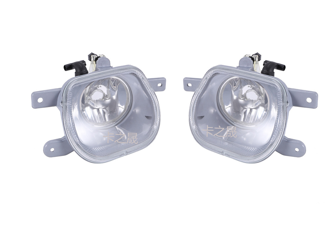 适用于沃尔沃 XC90 2002-2013 前雾灯 雾灯 31111182 31111183-阿里巴巴