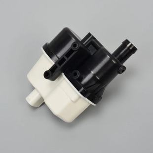 热销款适用于宝马燃油泄漏检测泵油壶16137193479 7L0906243-阿里巴巴