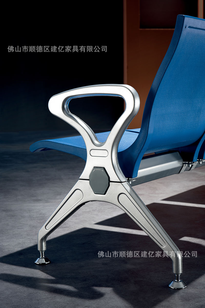 供应医院等候大厅用PU候诊椅机场车站银行用聚氨酯自结皮公共座椅-阿里巴巴