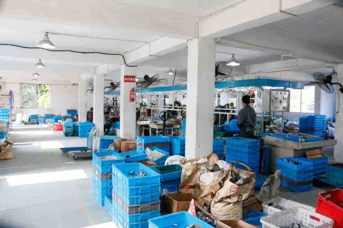 正时皮带张紧轮适用于欧宝萨宝OE：1340530配套品质质保8万公里-阿里巴巴