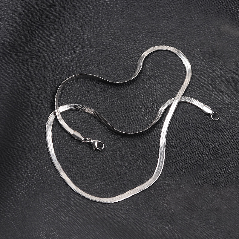 嘻哈个性简约不锈钢刀片链4mm宽扁平蛇骨链女钛钢锁骨项链男配饰-阿里巴巴