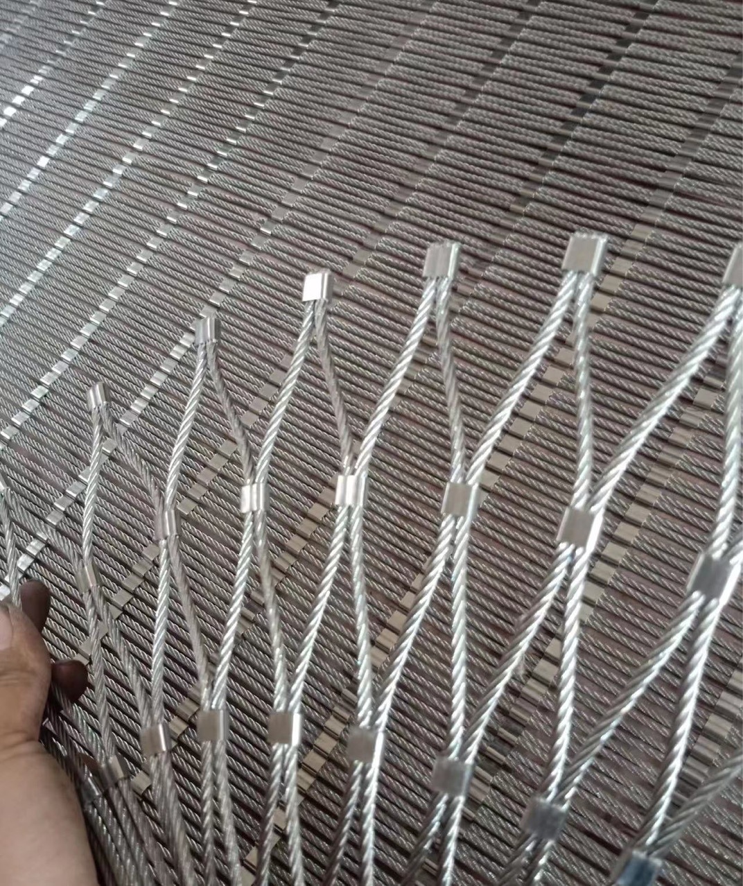 防护网钢丝绳网不锈钢316 304钢丝绳手工编织柔性安全防护网-阿里巴巴
