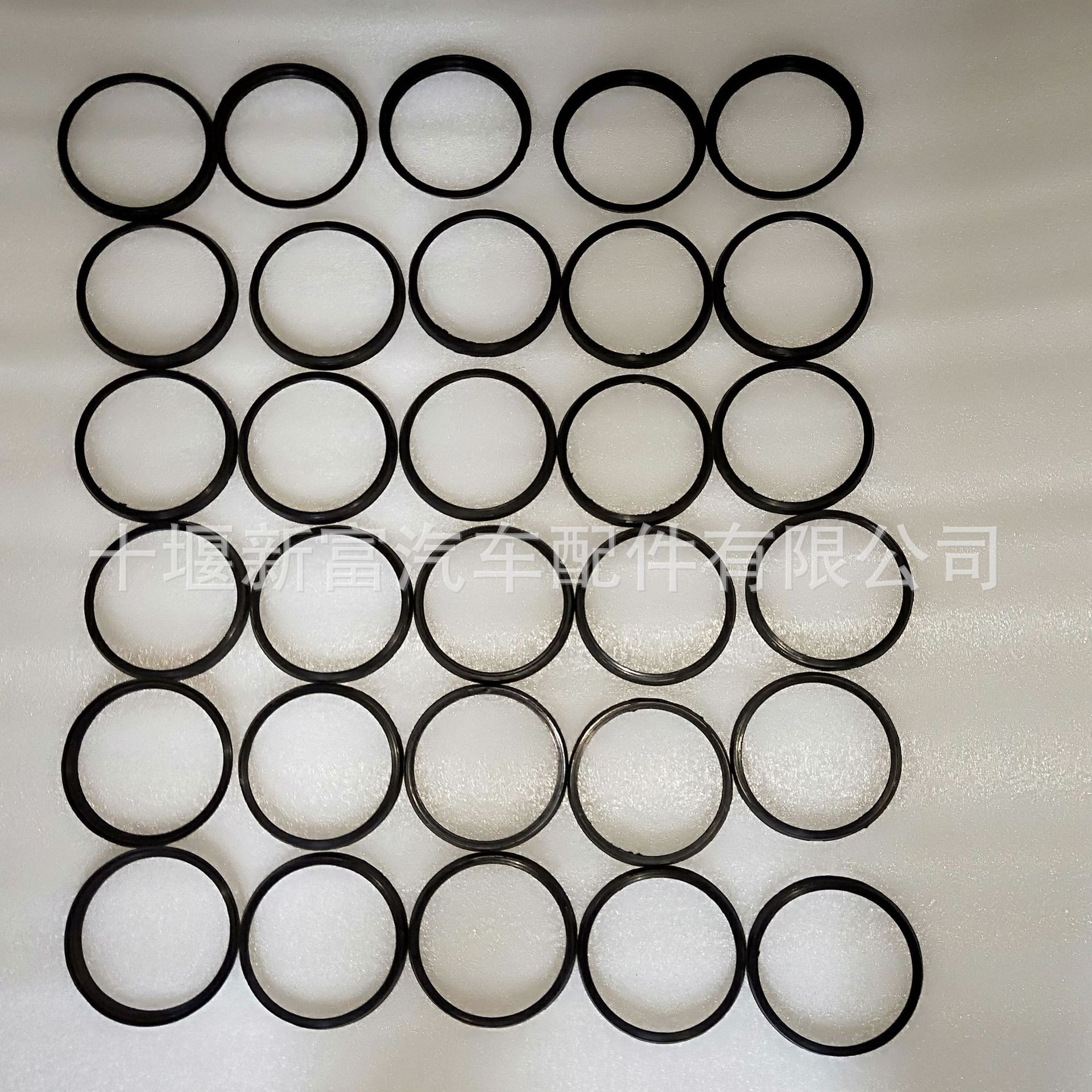 大量供应3918113东风康明斯发动机6C/6L系类防尘罩/3918113-阿里巴巴