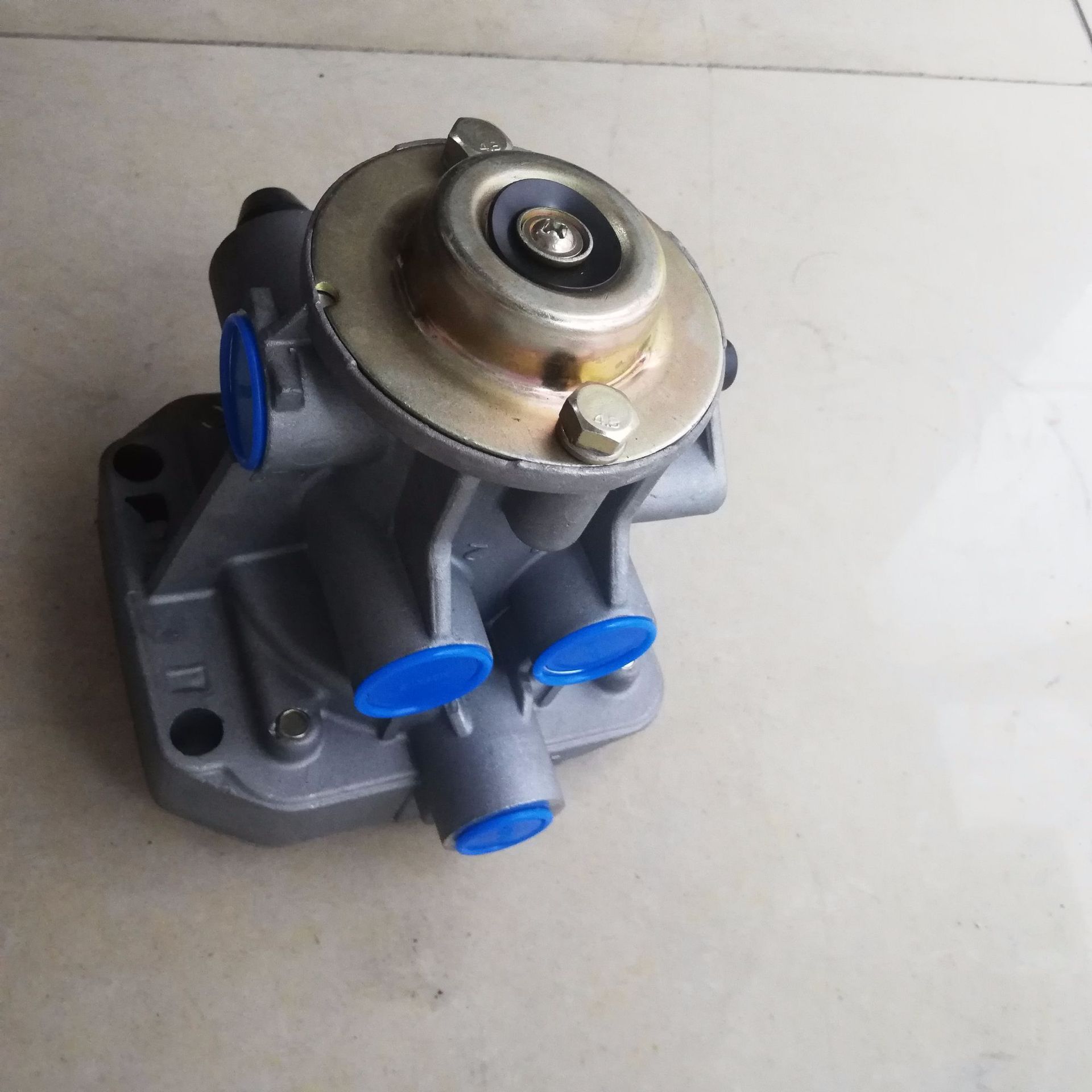 重汽豪沃T7H配件 陕汽德龙欧曼配件 装车件 9710023000 继动阀-阿里巴巴