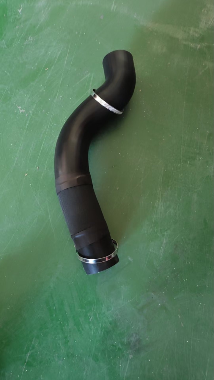 LR066436 LR024304 发动机涡轮增压水管软管适用于路虎-阿里巴巴