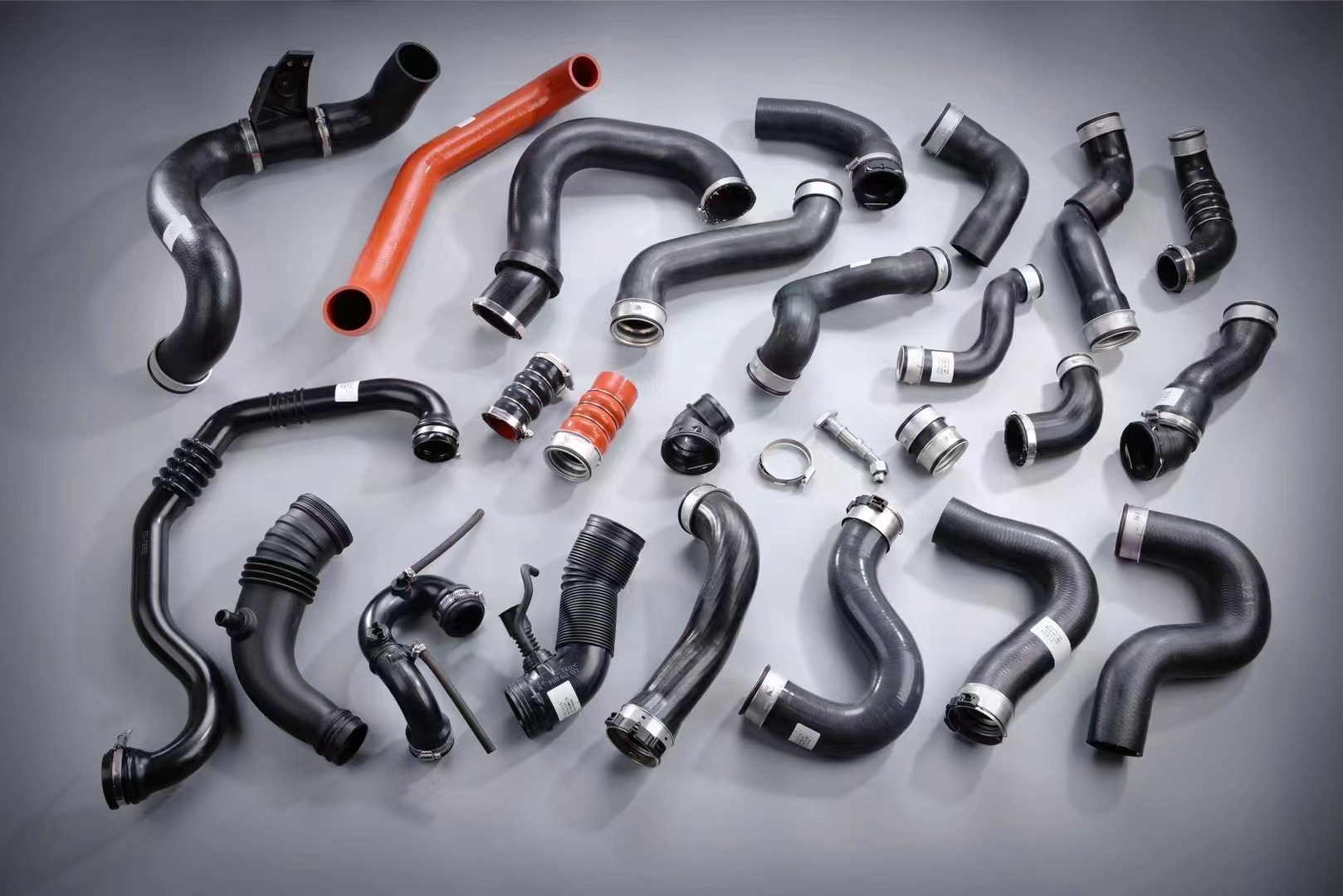 17127537745 源头厂家 量大优惠 水管水箱上水管适用于宝马-阿里巴巴