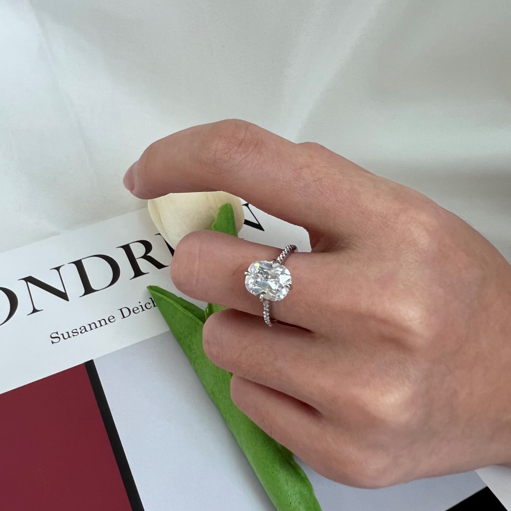 欧美新款S925纯银戒指女5A锆石仿真求婚钻戒百搭设计女配饰品批发-阿里巴巴