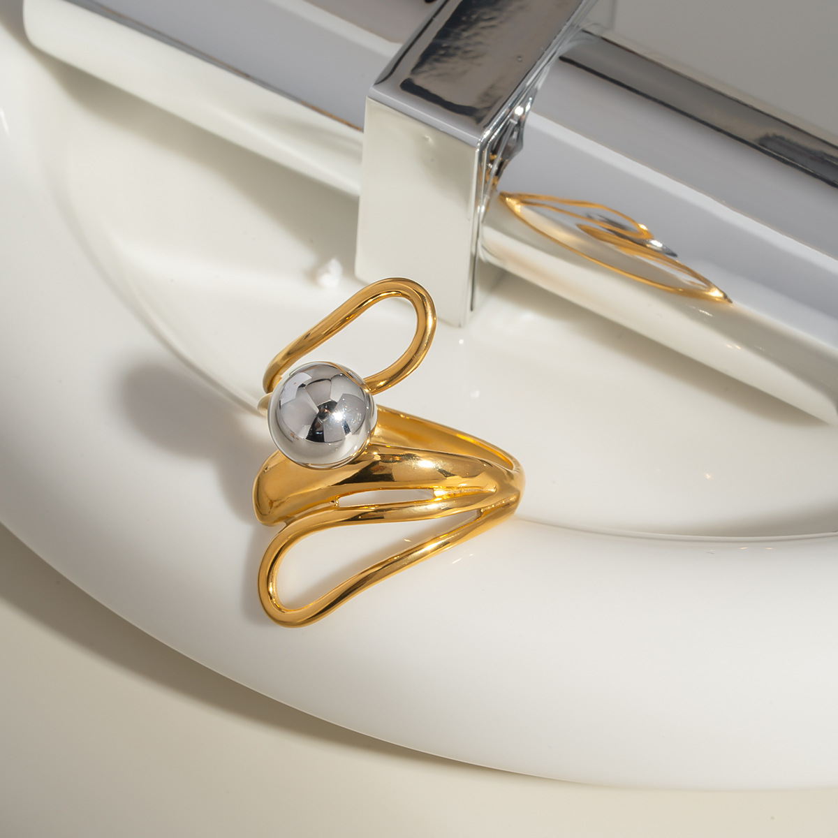 欧美爆款个性珠子戒指镂空设计高级感精致手饰轻奢不锈钢饰品-阿里巴巴