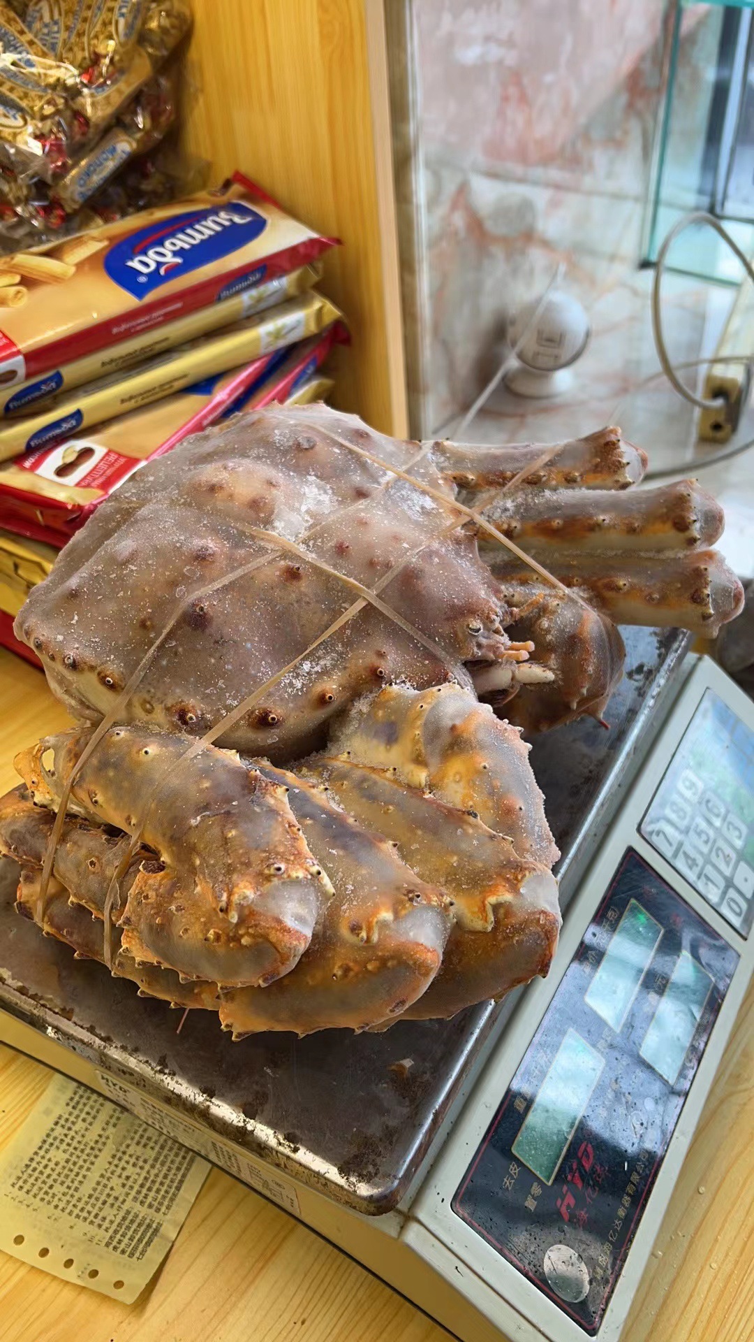 俄罗斯生冻帝王蟹.产自俄罗斯深海海域.肉质饱满.整车进口一手货-阿里巴巴