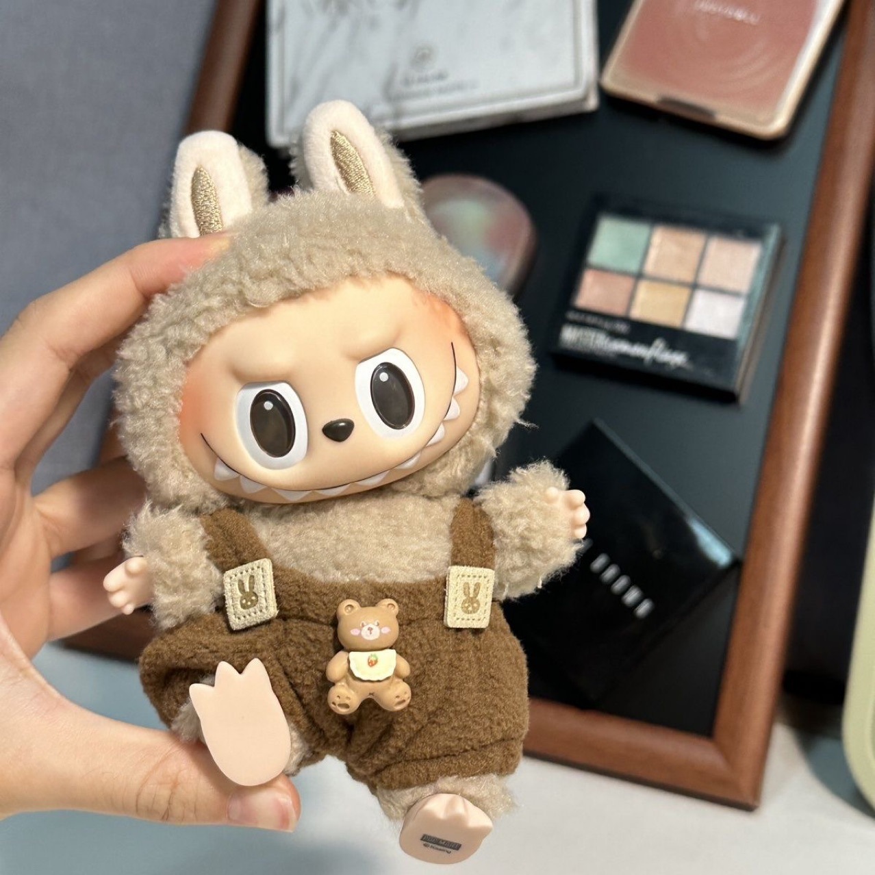 可爱拉布布挂件娃衣婴儿爬行服配件套装网红LABUBU玩偶着替装饰-阿里巴巴