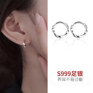 S999纯银莫比乌斯环耳环轻奢养耳洞新款ins耳圈潮女耳钉足银耳饰-阿里巴巴