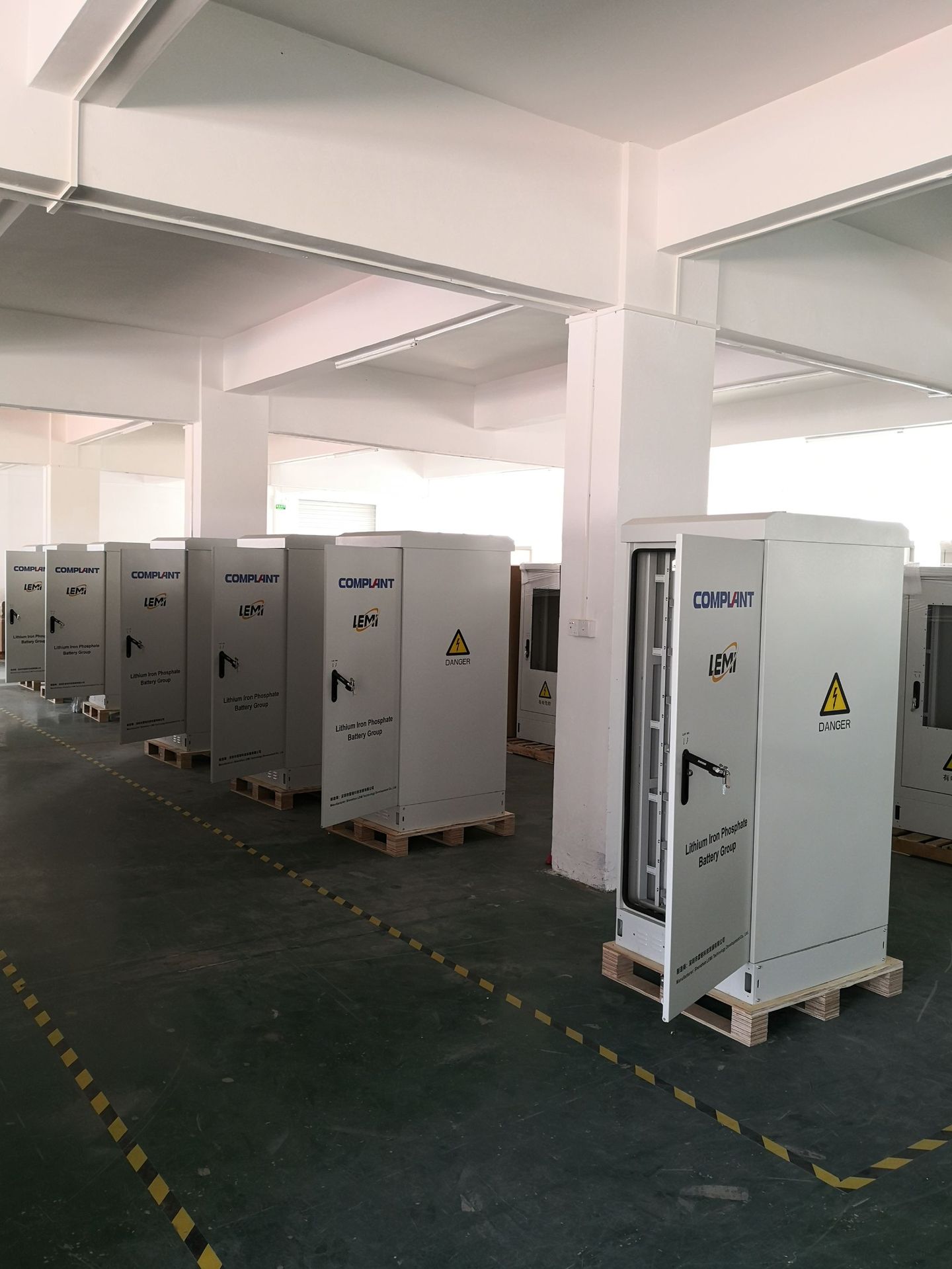 户外电池柜 东莞石排户外磷酸铁锂储能电池机柜生产厂家-阿里巴巴