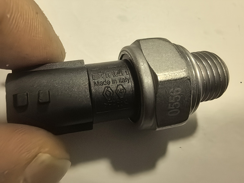 8200359633 8200671275 油压开关传感器适用于雷诺-阿里巴巴