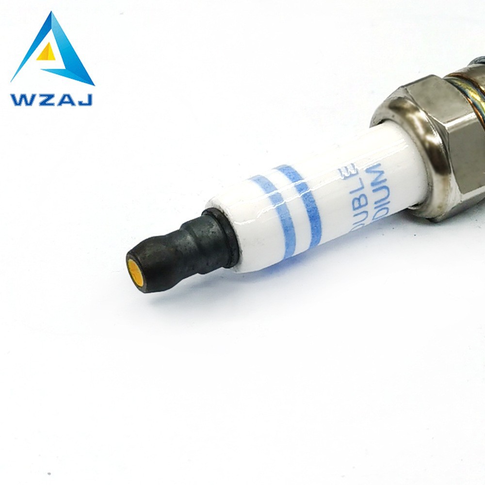 跨境厂家汽车火花塞YR6SII3320适用于博世梅赛德斯奔驰0242140552-阿里巴巴