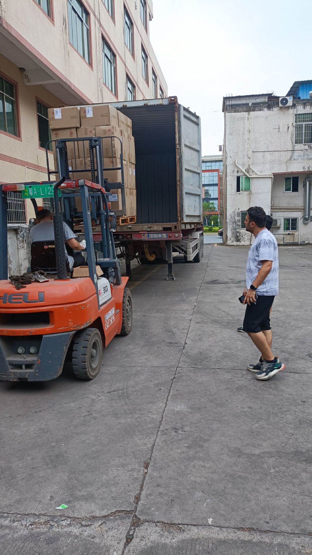 适用于菲亚特派力奥 1.3周末风空调压缩机51786321 W11J2020624-阿里巴巴