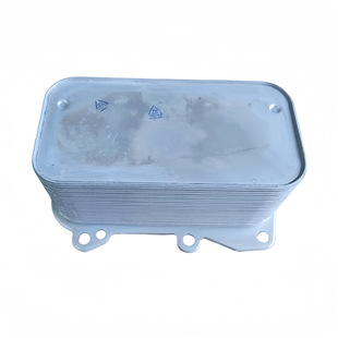 1331880001适用于奔驰汽车冷凝器油冷机散热器-阿里巴巴