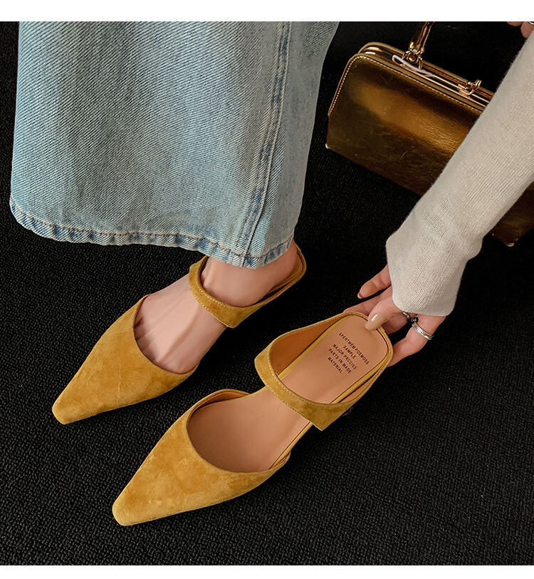 CHIKO Kallie Pointy Toe Block Heels Clogs/Mules Shoes