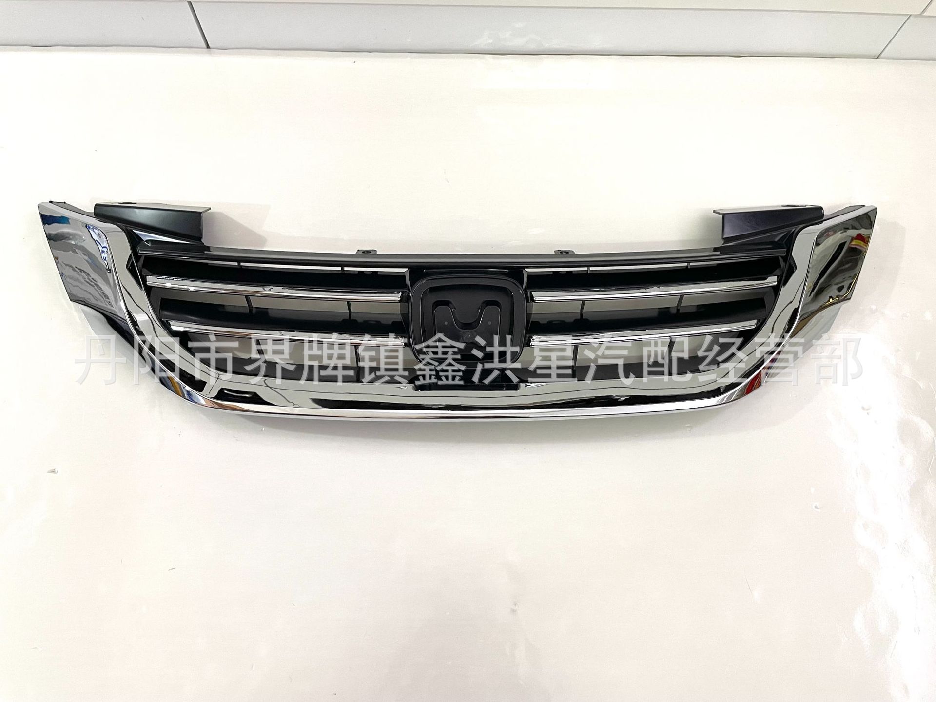 适用于本田2013/14/15雅阁中网前保险杠格栅honda accord grill-阿里巴巴