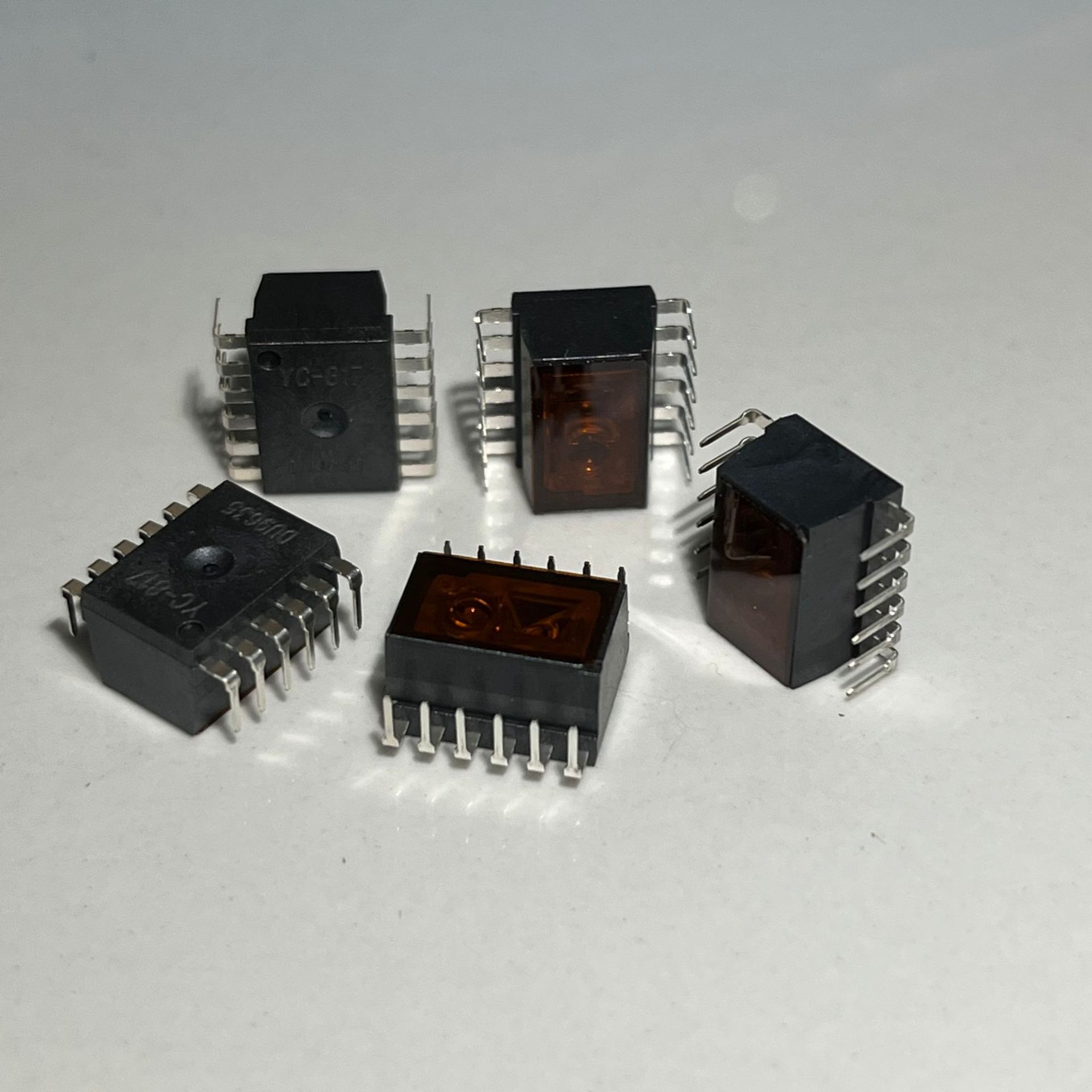 DIP12脚无线光电鼠标传感器主控三合一ic芯片oy8699 集ic透镜led-阿里巴巴