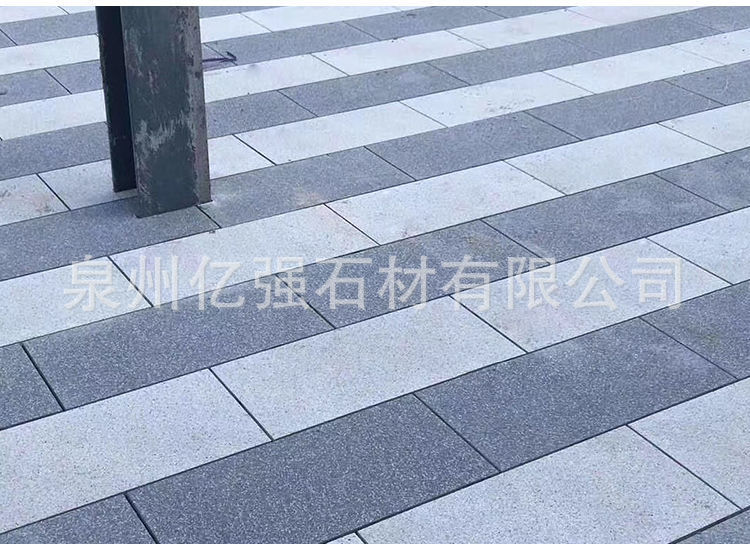 户外地砖300*600芝麻白灰黑生态地铺石烧面仿石砖人行道园林瓷砖-阿里巴巴