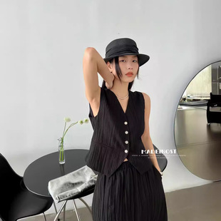 MADEINOST天丝质感v领马甲外搭背心薄款修身复古气质无袖上衣女-阿里巴巴