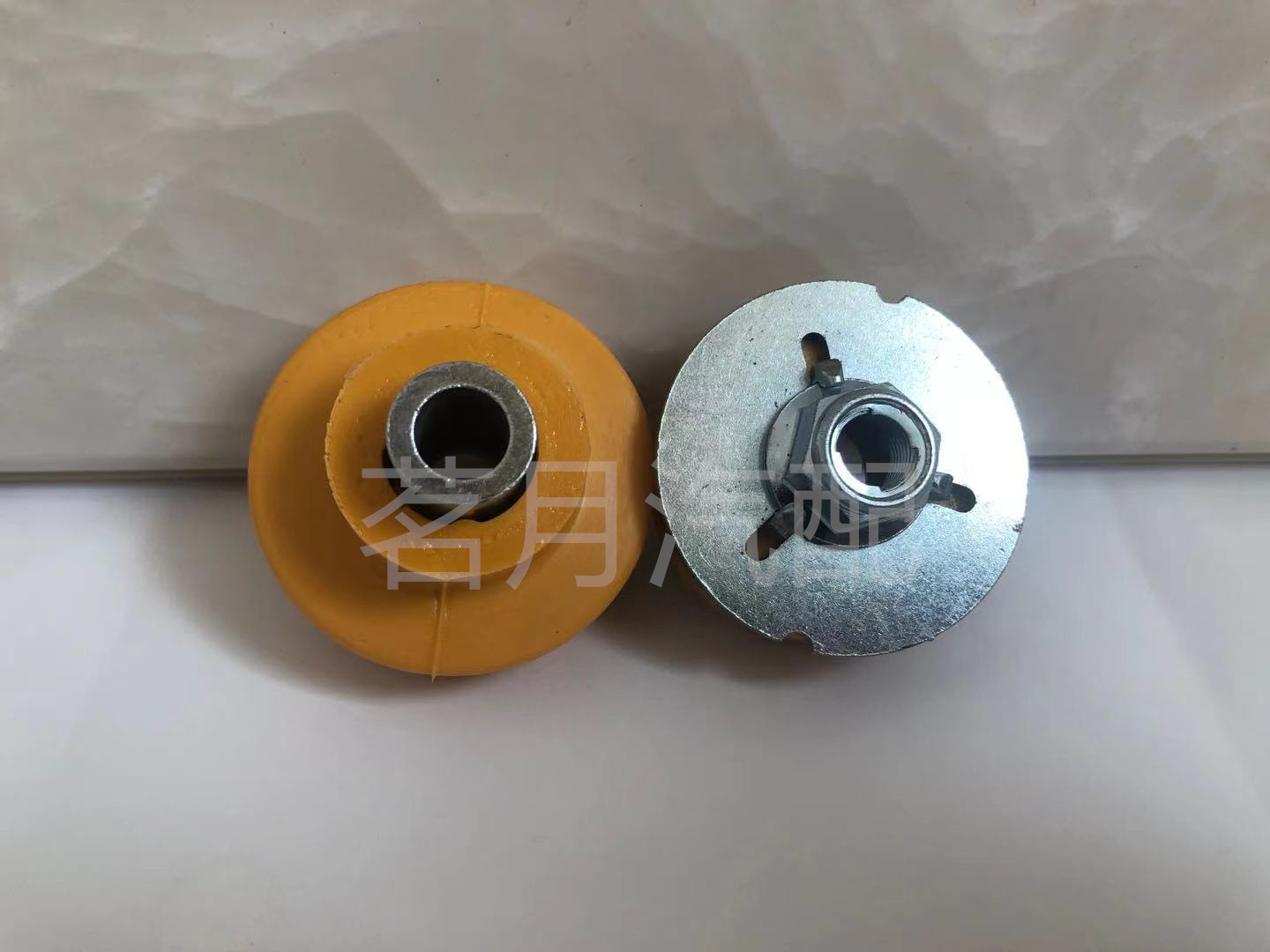 33506771738 33506771737 1系3系后减震器缓冲胶块支撑轴茗月倍创-阿里巴巴