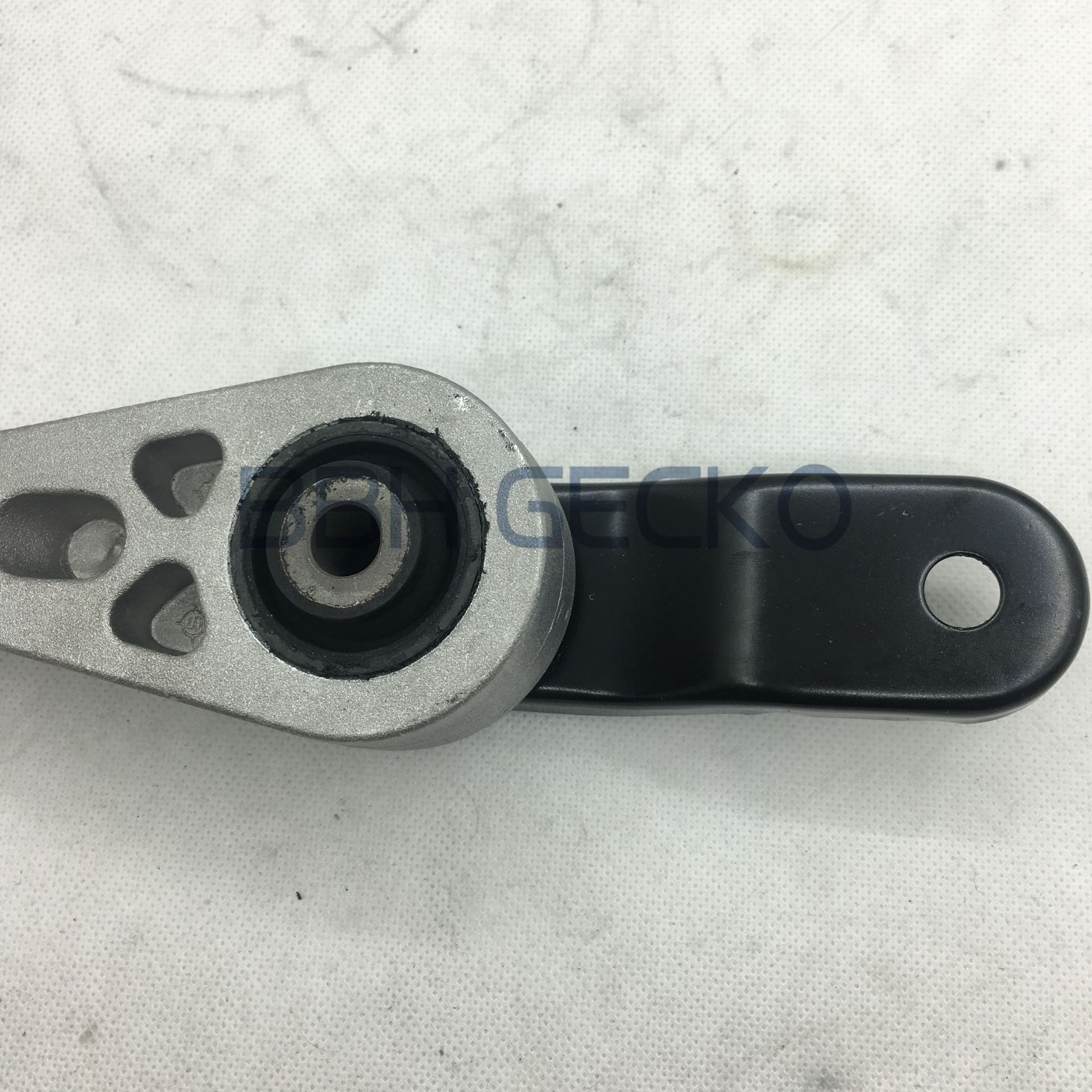 适用于大众速腾迈腾发动机支架1K0199855AL现货供应 工厂直销-阿里巴巴