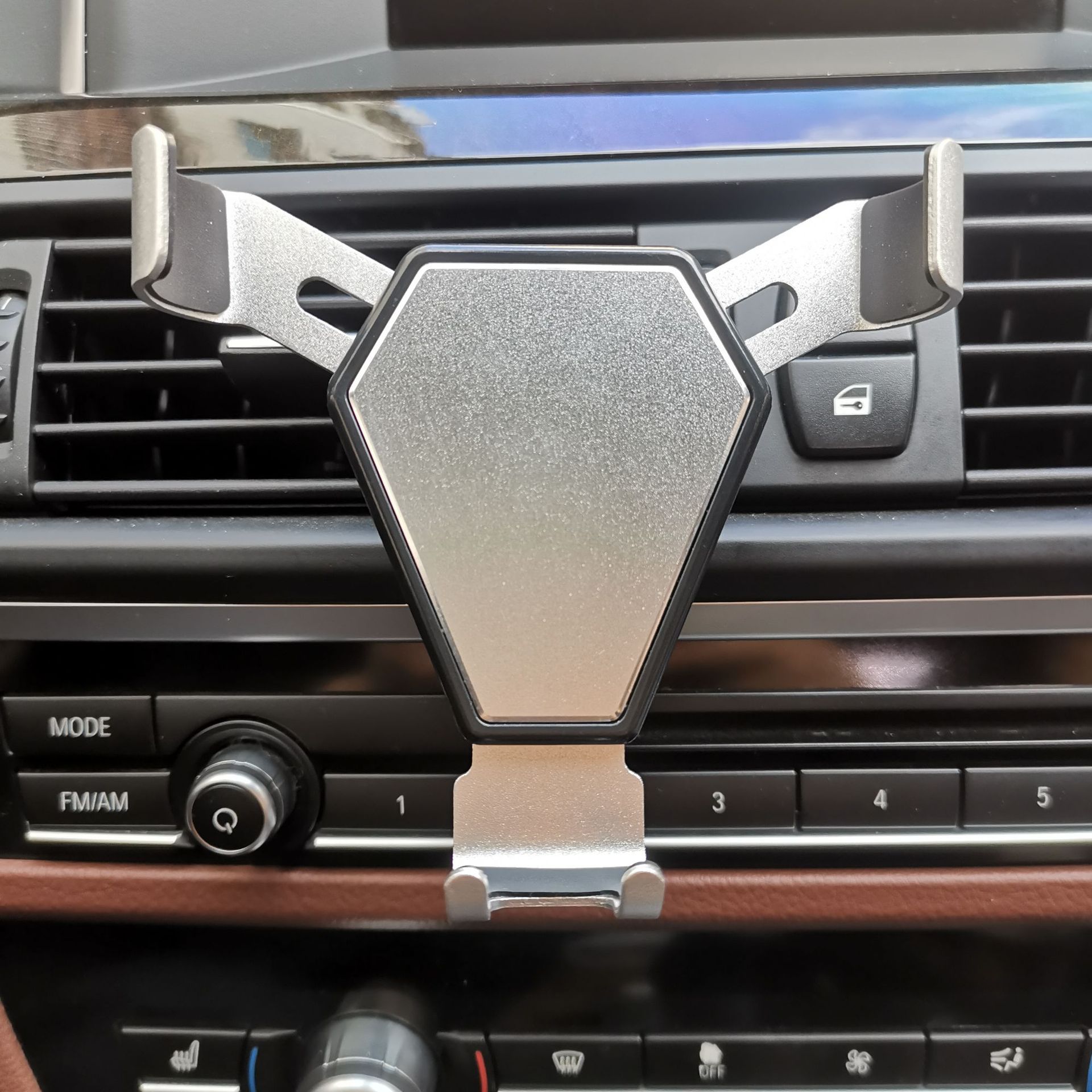 Mobile phone bracket car gravity car air outlet metal navigation ...