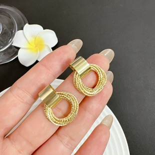 欧美风复古金属多层圆圈简约耳环个性小众高级感时尚气质百搭耳饰-阿里巴巴