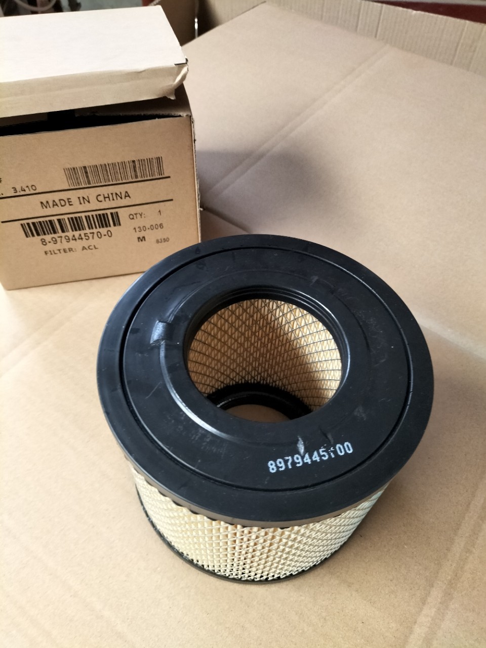 8-97944570-0 8979445700 PU滤芯圆形空滤滤清器三滤厂家特价批发-阿里巴巴