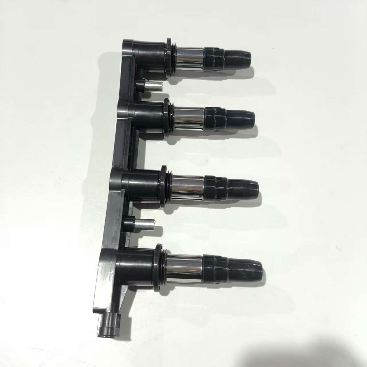 55571790 55584745 24107493 UF620适用于别克 雪佛兰点火线圈-阿里巴巴