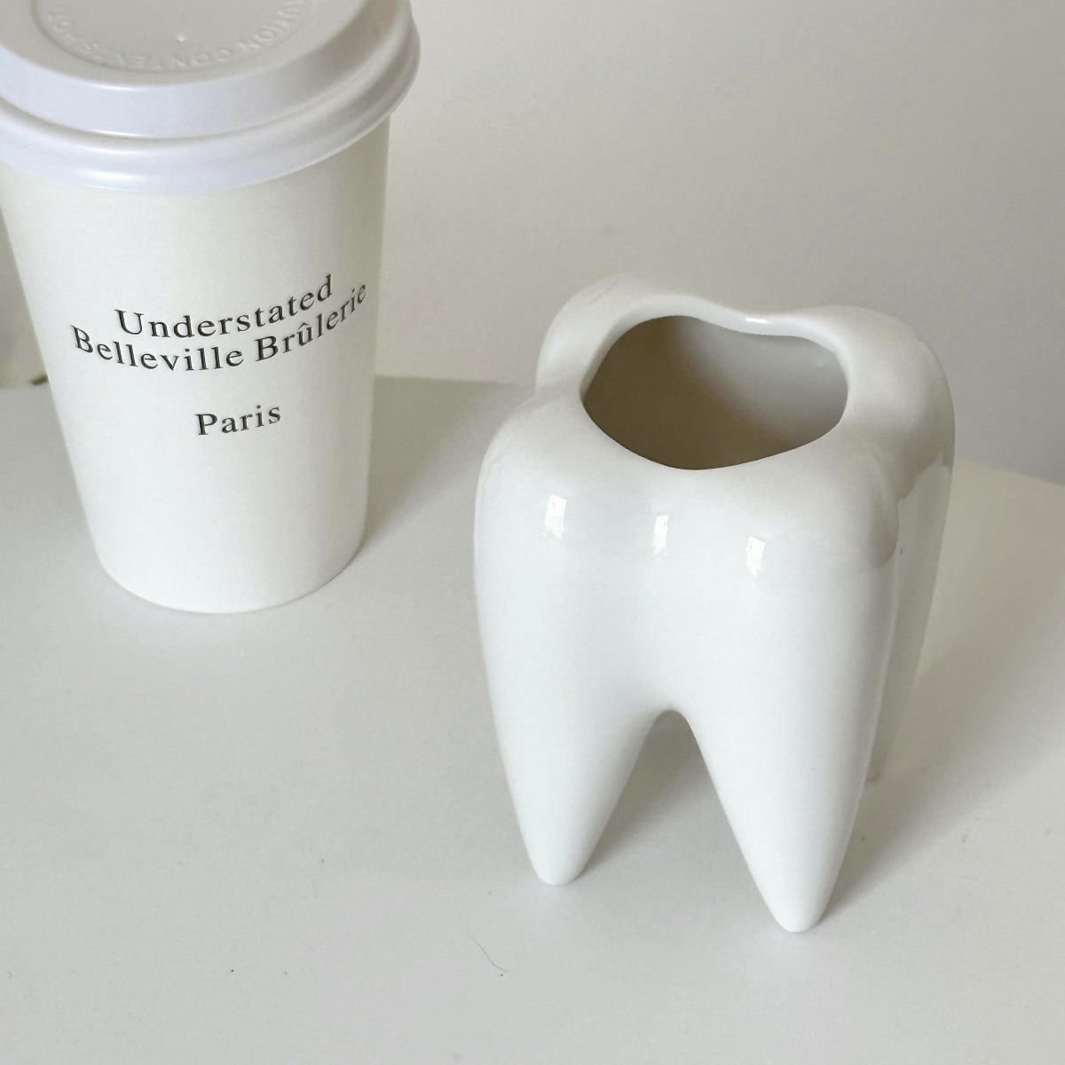 牙刷架收纳桶个性装饰牙齿笔筒创意生日礼物摆件桌面办公室书桌-阿里巴巴