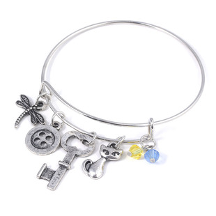 欧美恐怖电影 手镯 复古元素蝴蝶猫钥匙配件手饰万圣节礼品-阿里巴巴