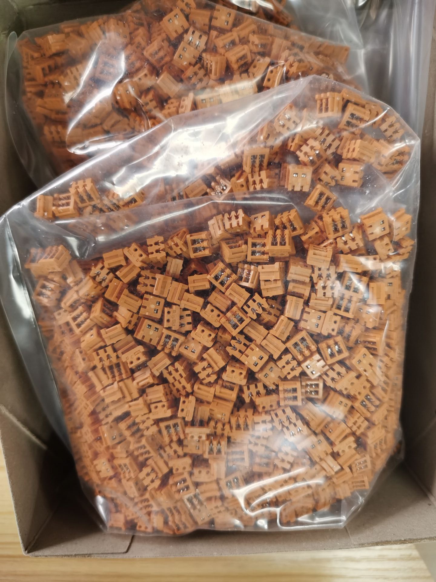 现货供应 JST 02XR-6Y-P 刺破连接器-阿里巴巴