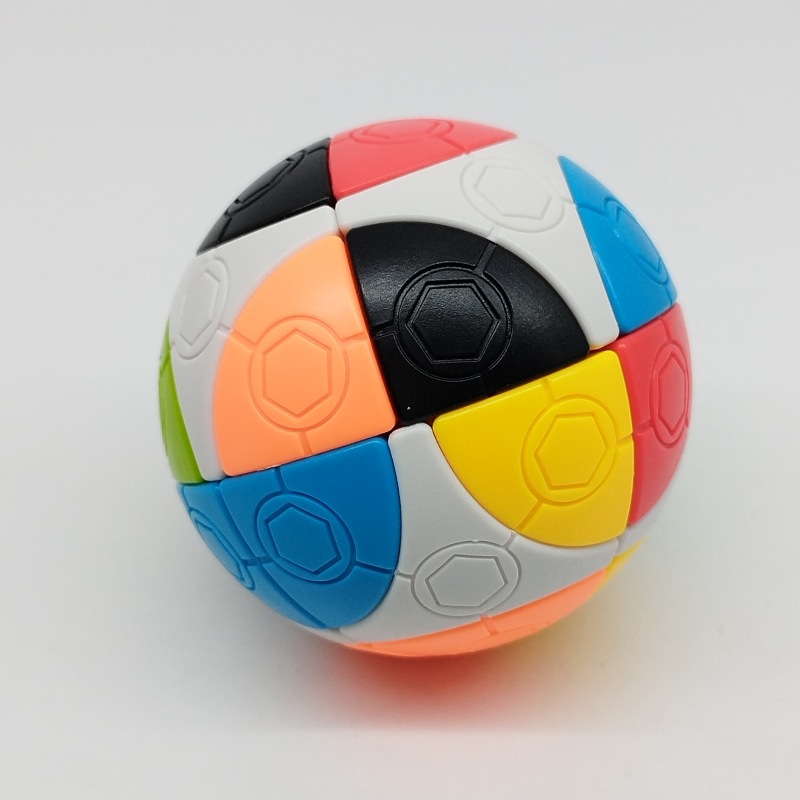 梯色 二阶足球魔方 六色 75毫米 西班牙魔球 2X2 Magic Ball Cube-阿里巴巴