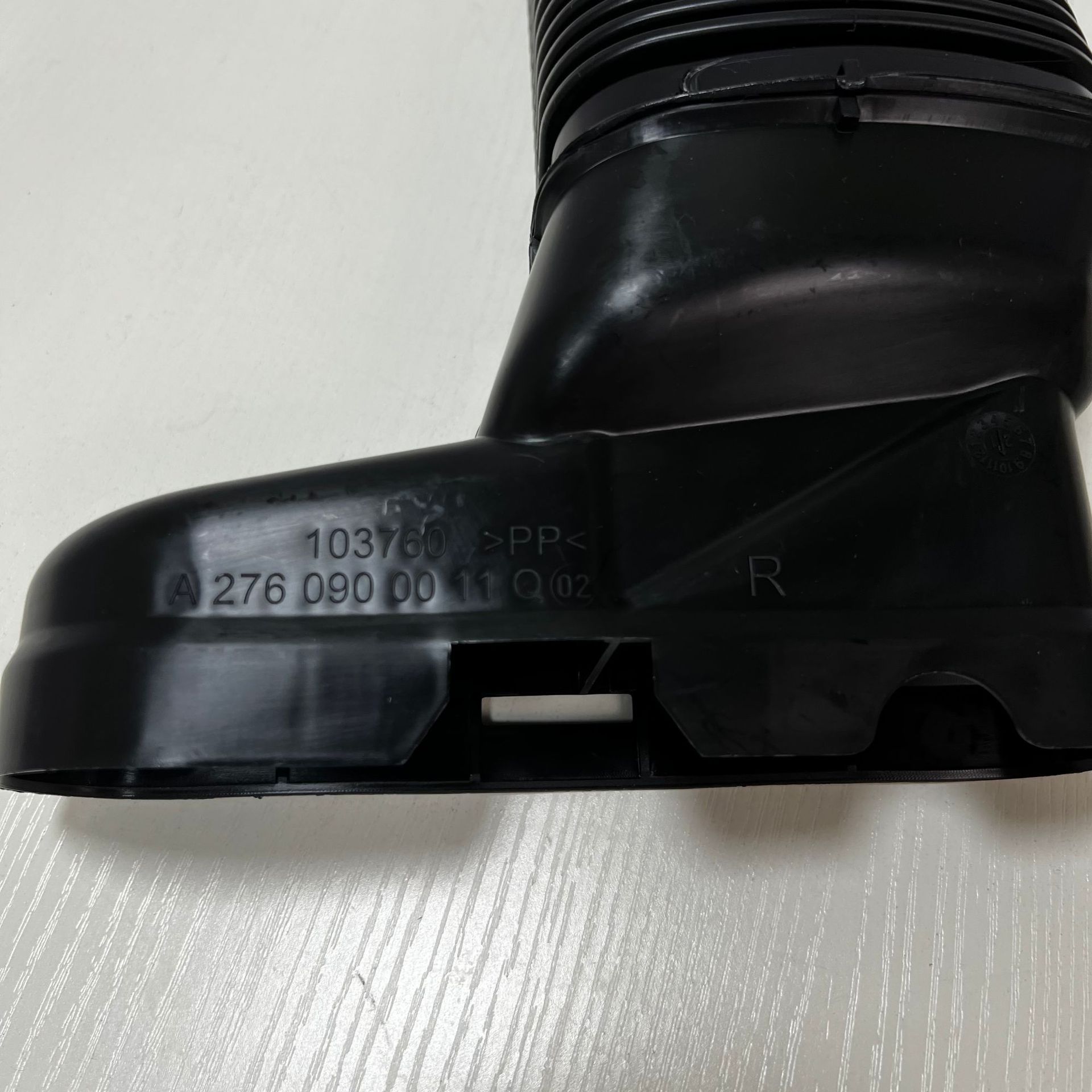 2760900011空气软管适用于奔驰W212X218E级车空气进气管进气软管-阿里巴巴