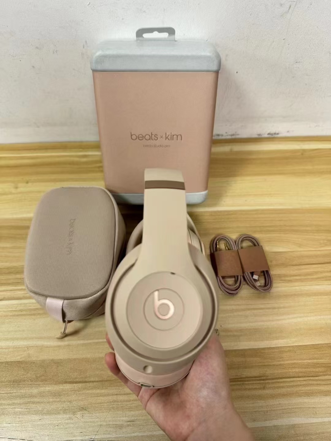 新颜色Beats Studio Pro录音师4头戴式无线降噪蓝牙耳机适用-阿里巴巴