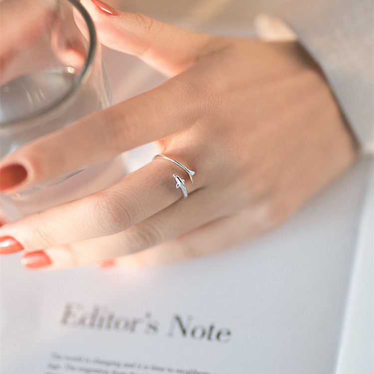 方行S925纯银海豚戒指女开口戒小众设计简约时尚百搭个性冷淡风in-阿里巴巴