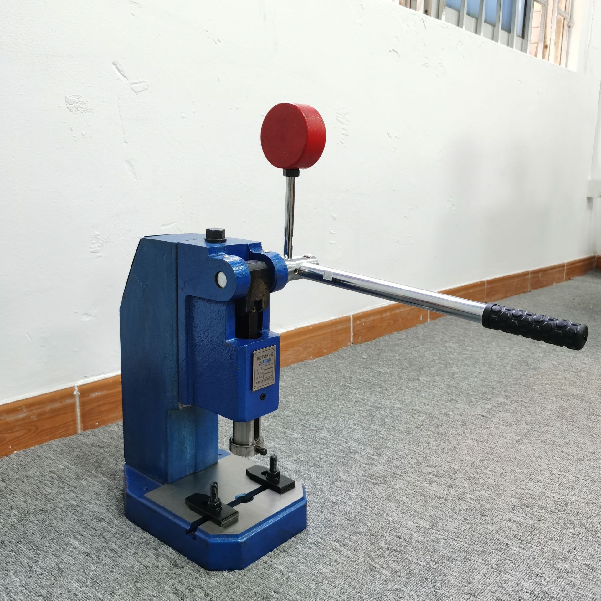 厂家现货600KG电子五金零件手压机精密手动压力机小型冲孔手压机-阿里巴巴