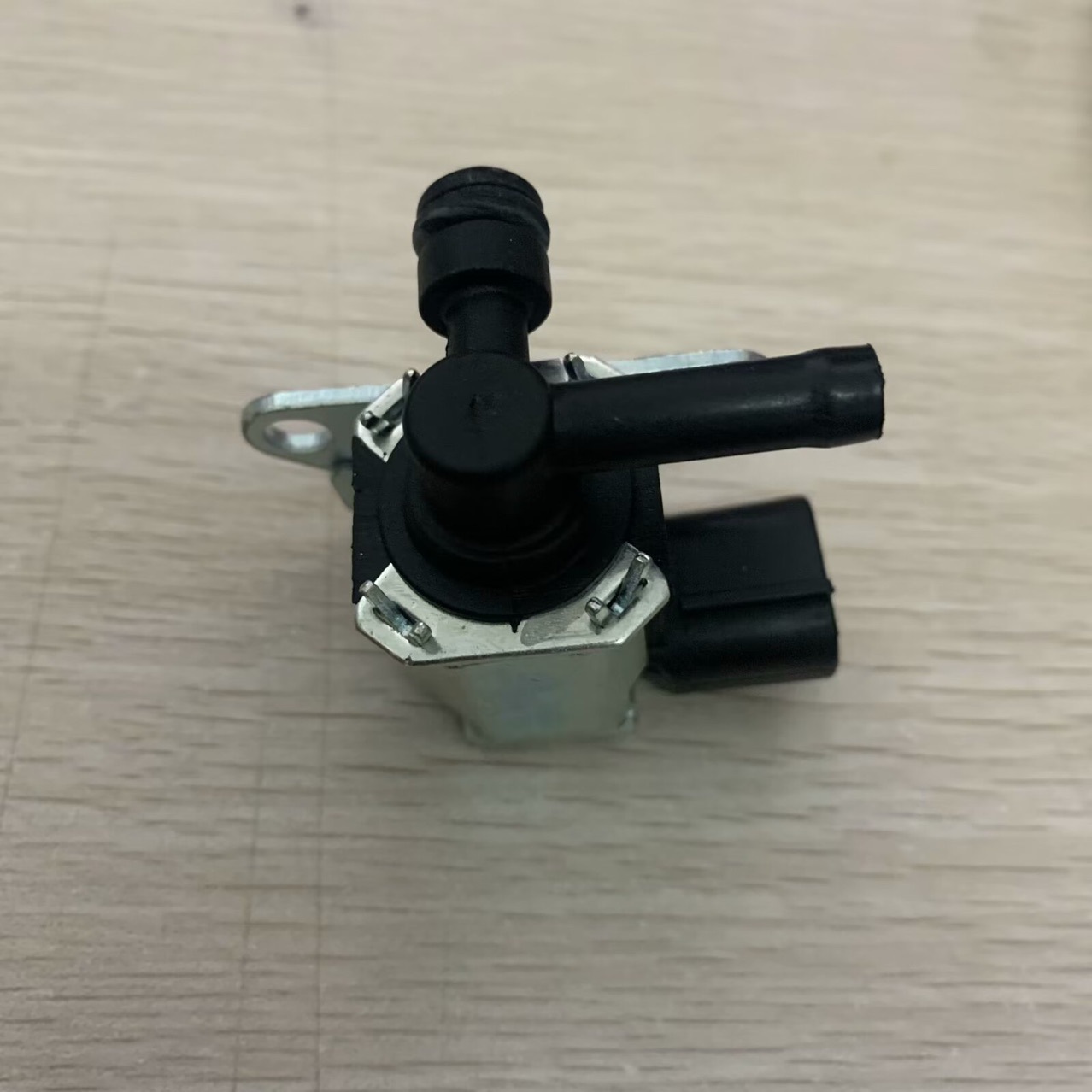 适用smart451碳罐电磁阀1321400160-阿里巴巴